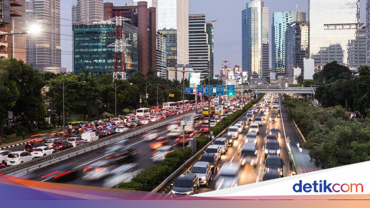 Tol Tangerang Arah Jakarta Macet Jumat Pagi Ini, Ada Perbaikan Jalan