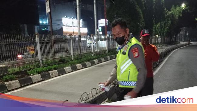 Pemotor di Jakbar Tewas Usai Tabrak Pembatas Jalan