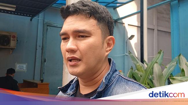 Aldi Taher Semangat Jemput Rezeki Ramadan untuk Lebaran