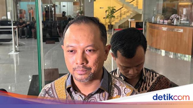 KPK Tetapkan 2 Tersangka Baru Terkait Kasus Karen Agustiawan KPK Tetapkan 2 Tersangka Baru Terkait Kasus Karen Agustiawan