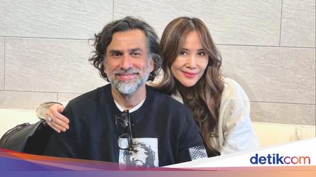 Foto Ina & Jeremy Thomas Jalani Operasi Anti Aging di Korea, Begini ...