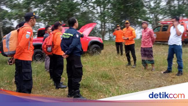 Dua WN Inggris Tersesat Saat Mendaki Gunung Agung Karangasem Dua WN Inggris Tersesat Saat Mendaki Gunung Agung Karangasem