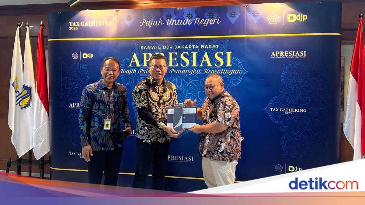 Taat Bayar Pajak, SKINTIFIC Indonesia Diapresiasi Kanwil DJP Jakbar