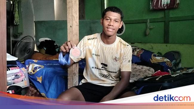 Bakat Striker Timnas U-16 Fadly Alberto Terlihat Saat di SSB Bojonegoro