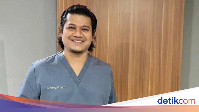 Sosok dr Helmi Dokter RSUD Sulbar yang Meninggal Usai Operasi 10 Pasien