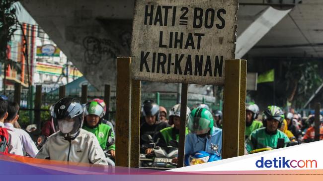 Perlintasan Sebidang KA di Kawasan Roxy Bakal Ditutup
