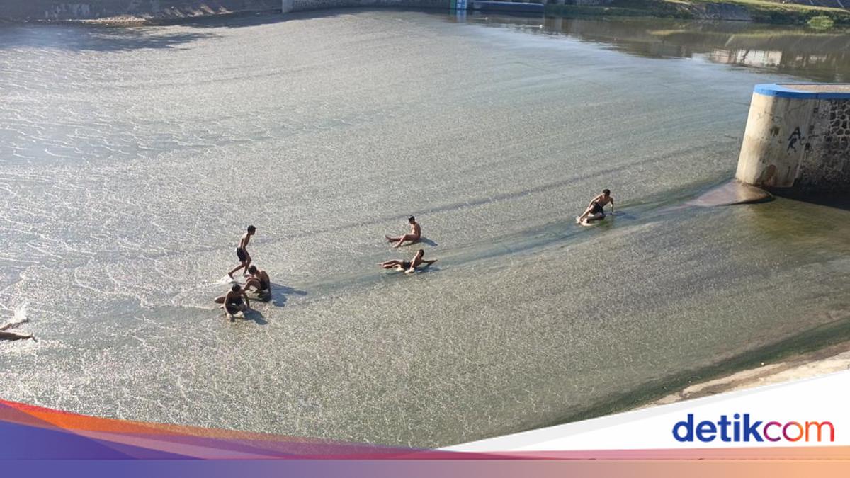 Tentang Bendung Pleret yang Viral Jadi Tempat Warga 'Surfing'