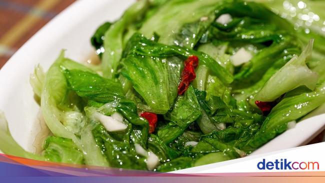 Resep Tumis Lettuce Bawang Putih yang Praktis dan Renyah Gurih Rasanya