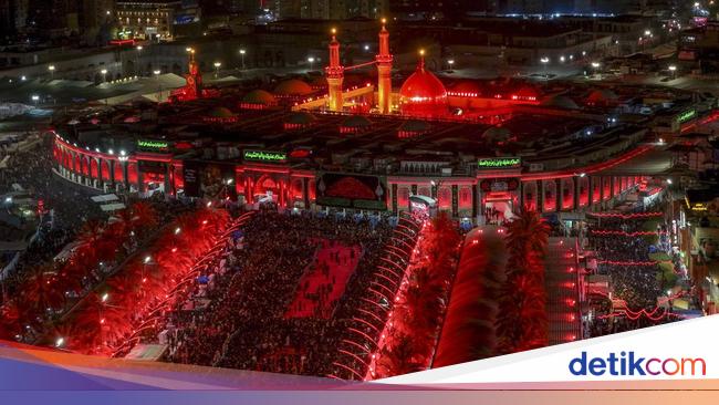 Kota Karbala Irak Menyala Merah Saat Perayaan Asyura