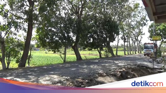 Horor Penampakan Pocong Bonceng Motor Tertangkap Kamera CCTV Kantor Polisi