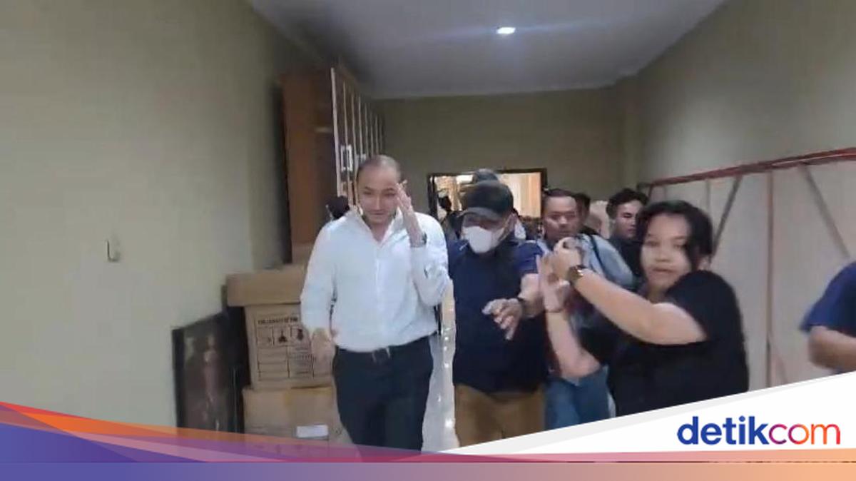 Tiko Bawa Bukti Dana Perusahaan