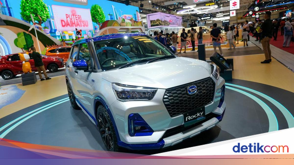 Kejutan! Mobil Hybrid Pertama Daihatsu Meluncur di GIIAS 2025
