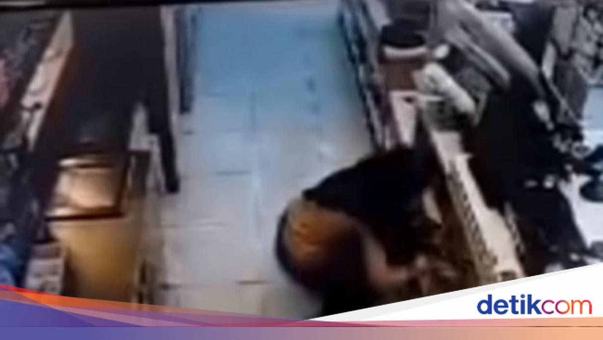 Viral Wanita Berseragam Pramuka Mencuri di Minimarket Bogor, Polisi Usut