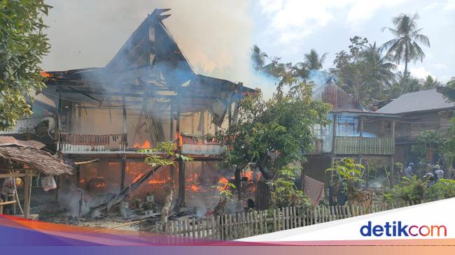 5 Rumah di Polman Ludes Terbakar gegara Kompor Ditinggal Saat Memasak