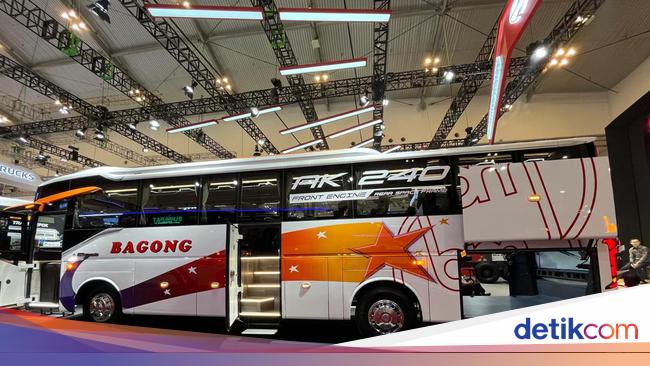 Unik Banget! Bus Terbaru Hino Ini Punya Bagasi Belakang Super Luas