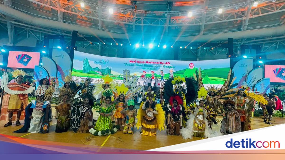Jokowi Bangga Desainer PYCH Binaan BIN Tampilkan Fashion Show di Hari Anak
