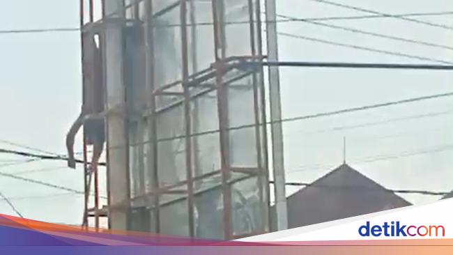 Pria di Lutim Tersengat Listrik Saat Pasang Baliho, Dilarikan ke Puskesmas