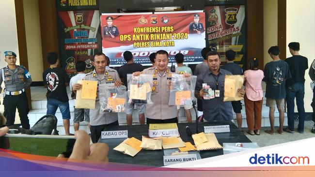 Polisi Ringkus 11 Pengedar Sabu di Bima, 3 Orang Jadi Bandar