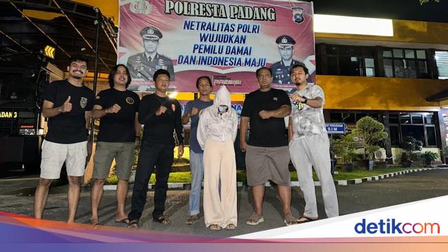 Selebgram Wanita di Padang Ditangkap Polisi gegara Promosikan Judi Online