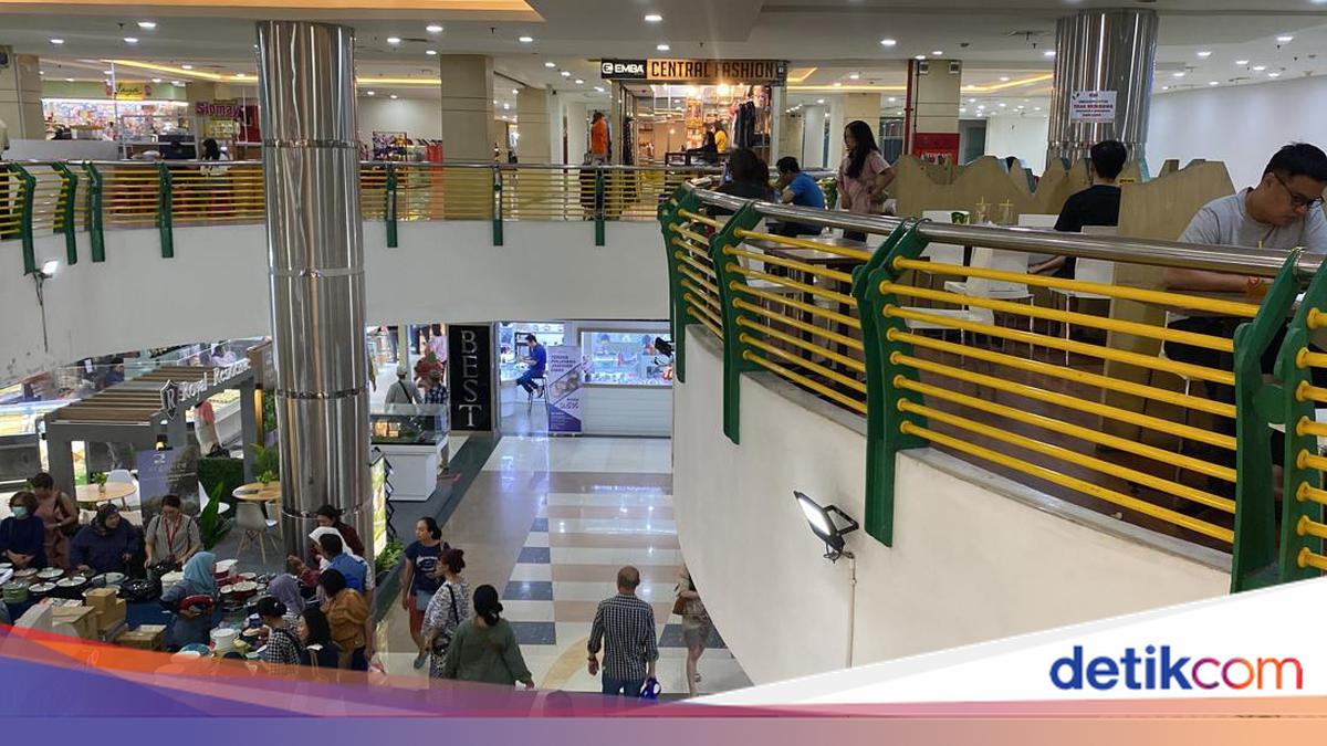Viral Pedagang Pasar Atom Heboh Tutup Toko Hindari Razia Barang Impor