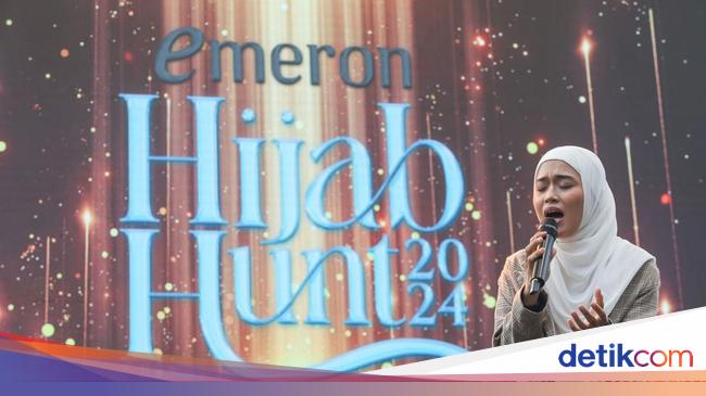 10 Foto Para Alumni Beri Motivasi untuk Peserta Audisi Emeron Hijab Hunt