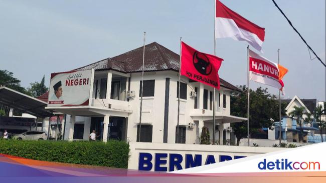 Bendera PDIP dan Hanura Berkibar di Kantor Pemenangan Edy Rahmayadi