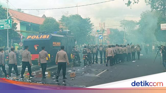 Simulasi Sispamkota di Probolinggo Digelar Jelang Pilkada 2024