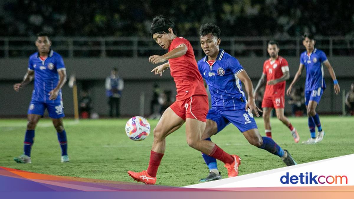 Arema FC Juara Piala Presiden 2024 Usai Tekuk Borneo di Adu Penalti