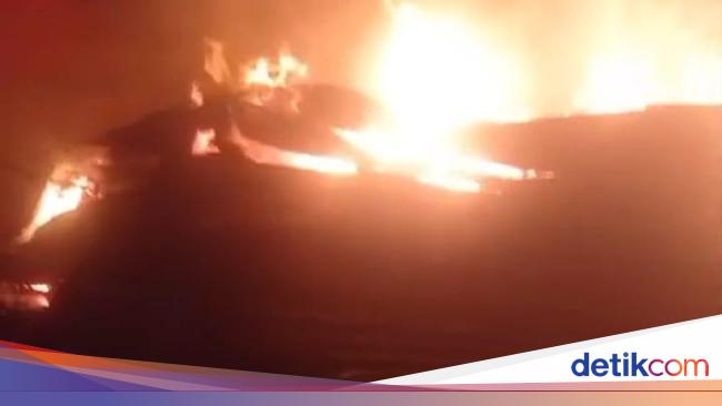 Gudang Kayu Milik Susi Pudjiastuti Hangus Terbakar
