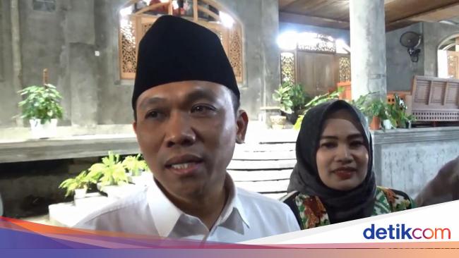 Cak Thoriq Gandeng Ning Fika Maju Pilbup Lumajang 2024
