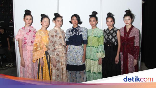 10 Foto Koleksi Busana Ramah Lingkungan di Festival LIKE 2