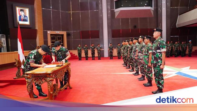 Kasum TNI Pimpin Sertijab Kapuspen hingga Kapus RB TNI