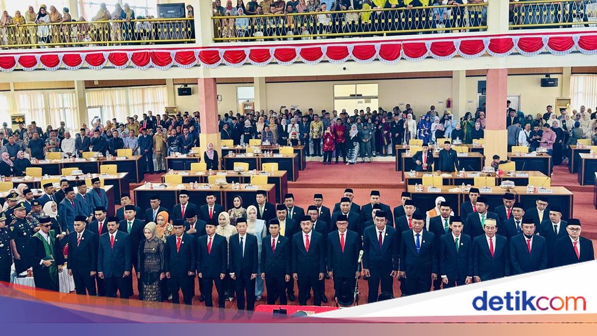 45 Anggota DPRD Bone Periode 2024-2029 Dilantik, Bustanil Jadi Ketua ...