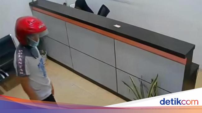 Agen ATM Mini di Pelalawan Dirampok Pria Berkaus Polantas, Rp 72 Juta Raib