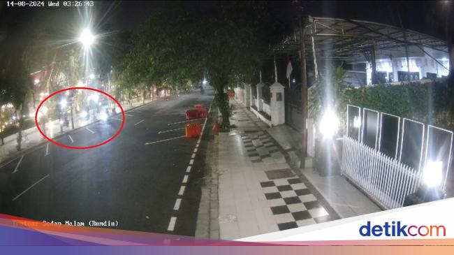 Petugas Kebersihan Difabel Ceritakan Detik-detik Dibegal di Surabaya Petugas Kebersihan Difabel Ceritakan Detik-detik Dibegal di Surabaya