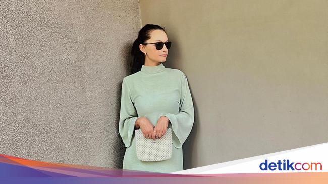 Rebecca Reijman Rintis Bisnis Butik Online, Hasilnya Menggiurkan!