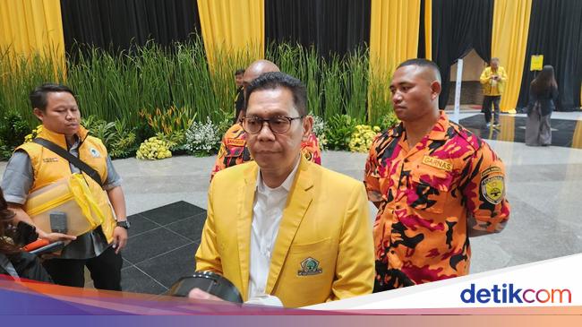 Golkar soal Isu Jokowi Jadi Dewan Pembina: Kewenangan Ketum Terpilih Golkar soal Isu Jokowi Jadi Dewan Pembina: Kewenangan Ketum Terpilih