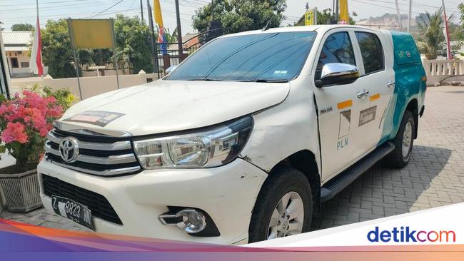 Mobil Tim Siaga PLN Tabrak Pemotor di Gresik hingga Tewas