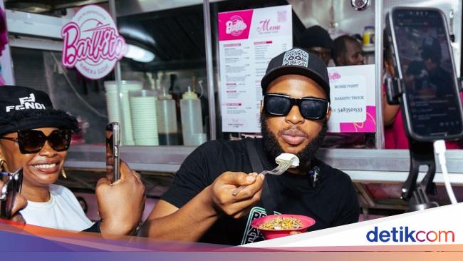 Wow! Pria Ini Pecahkan Rekor Dunia Kunjungi 150 Resto Selama 24 Jam