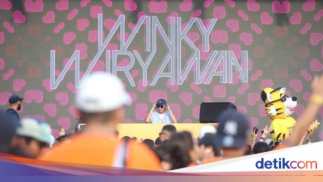 Penampilan DJ Winky Meriahkan RPC Maybank Bali Marathon