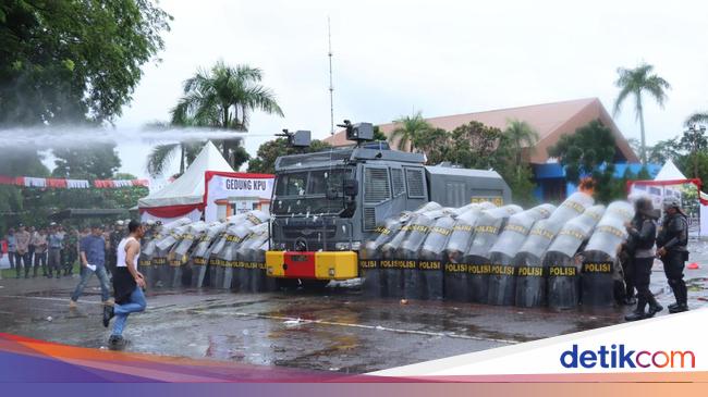 Pastikan Pilkada Aman, Polres Bontang Gelar Simulasi Sispamkota