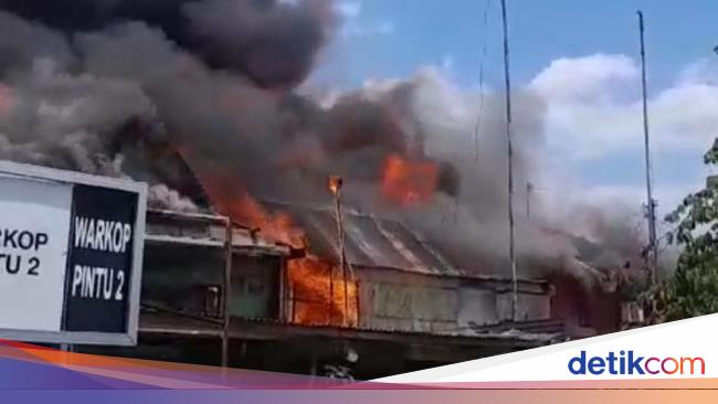 Kebakaran Rumah di Pelabuhan Paotere Makassar, Damkar Dikerahkan ke Lokasi