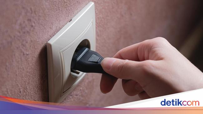 Jangan Lupa Cabut 5 Benda Ini dari Stopkontak biar Nggak Boros Listrik