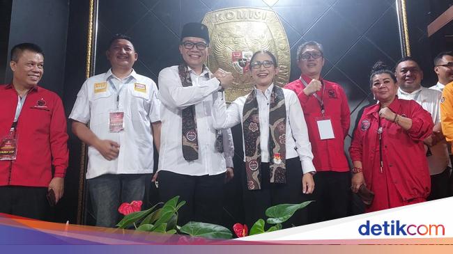 Diusung PDIP-Hanura, Rena Da Frina-Teddy Risandi Maju di Pilwalkot Bogor