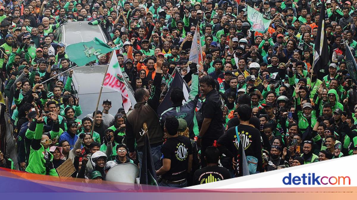 Driver Ojek Online Demo Siang Ini: Tuntut 3 Hal, Termasuk 'Aceng dan Slot'