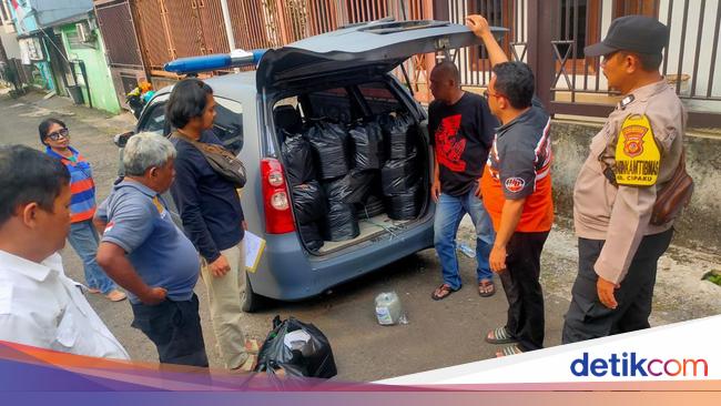 Polisi Gerebek Rumah di Bogor Jadi Gudang Miras, Ribuan Botol Ciu Disita