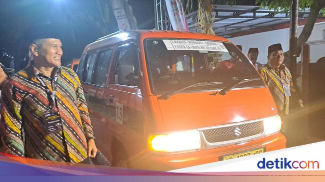 Setyo-Imron Daftar Pilkada Wonogiri Naik Angkot: Ini Kerakyatan