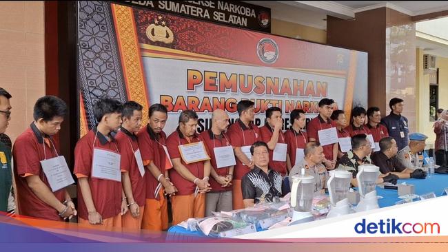 Polda Sumsel Musnahkan 7 Kg Sabu, 1 Tersangka Mantan Caleg Gagal