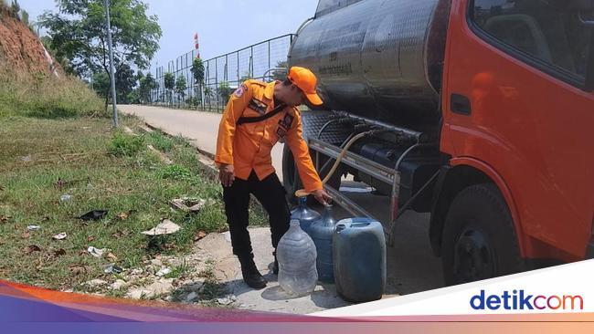 Terdampak Kekeringan, 455 Warga Hambalang Bogor Kesulitan Air Bersih