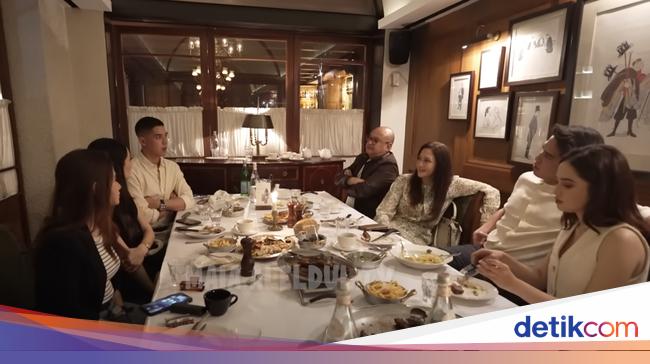 Manis! Ultah Al Ghazali ke-27 Dirayakan dengan Makan Malam Keluarga